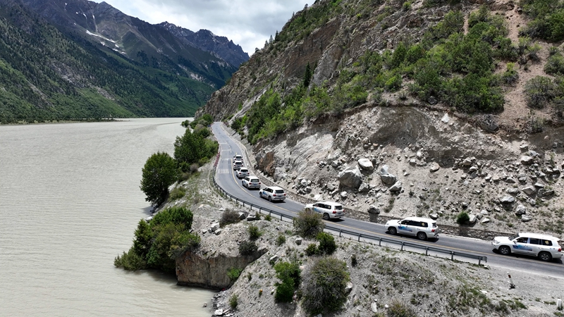 正式进藏！2023中国石油G318自驾游体验活动抵达芒康加油站-新华网